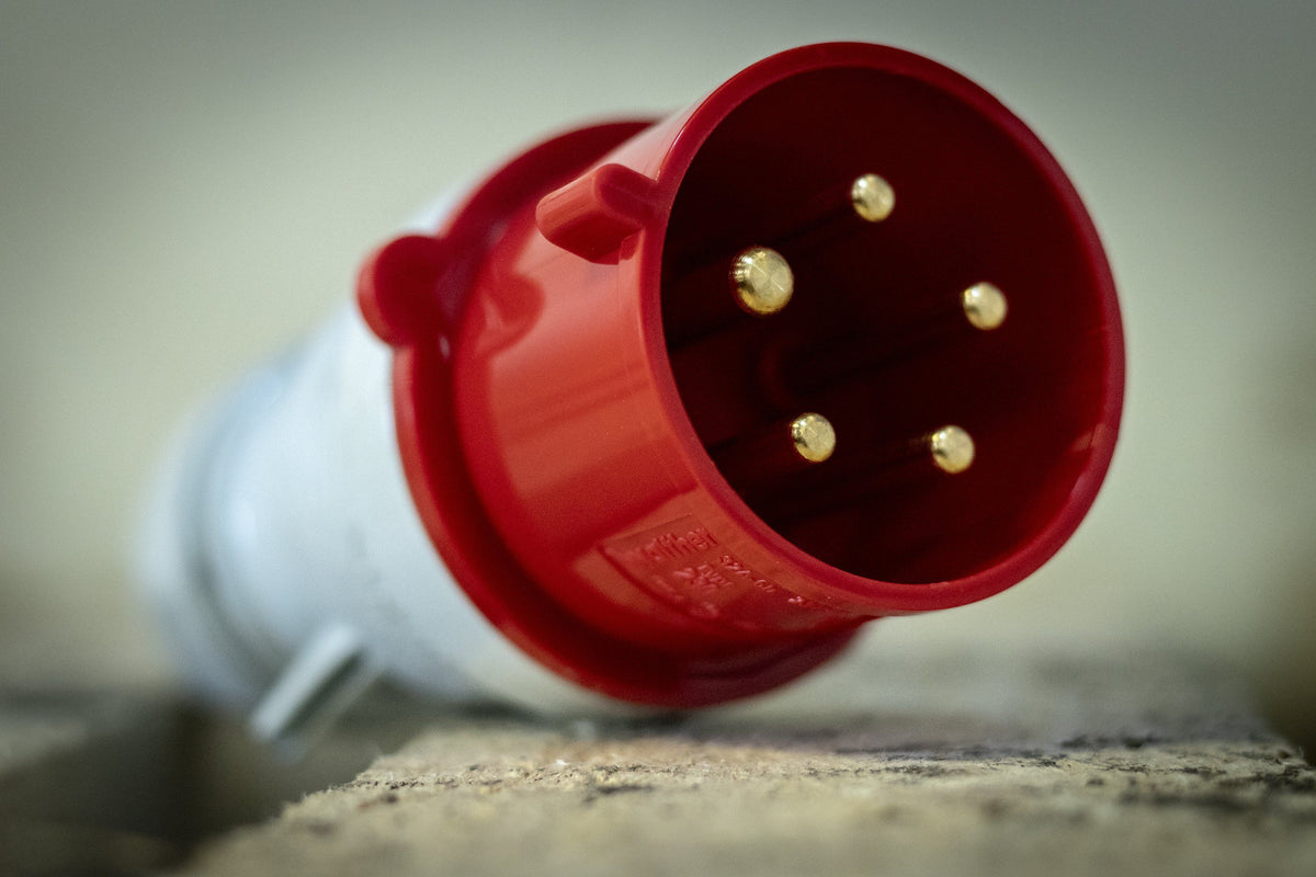 16A 5 Pin 415V Plug — PCWS