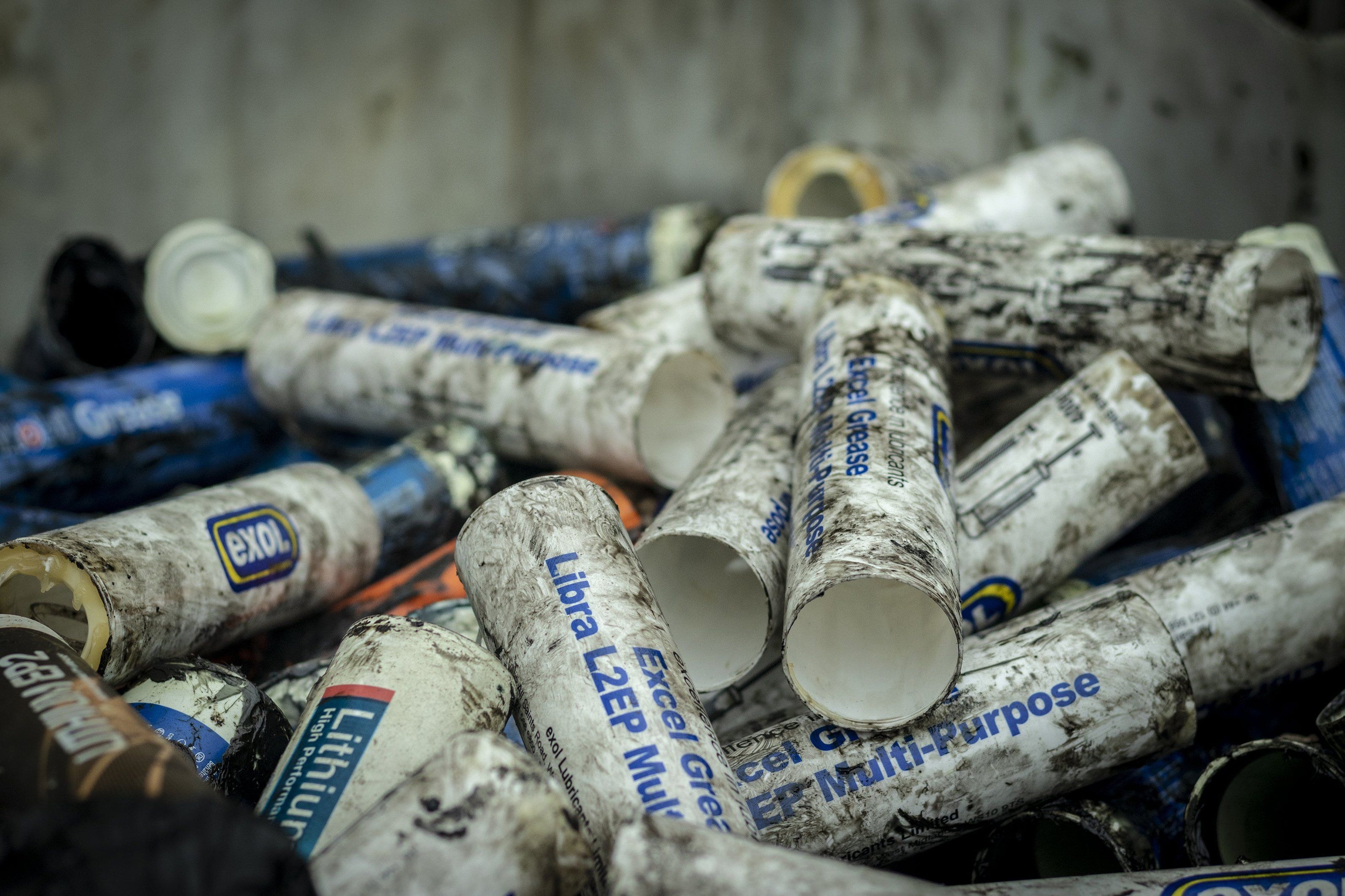 Mastic / Resin / Grease Tubes Mixed — PCWS